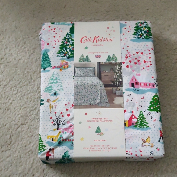 Cath Kidston | Bedding | Newcath Kidston London Shine Bright Cream ...